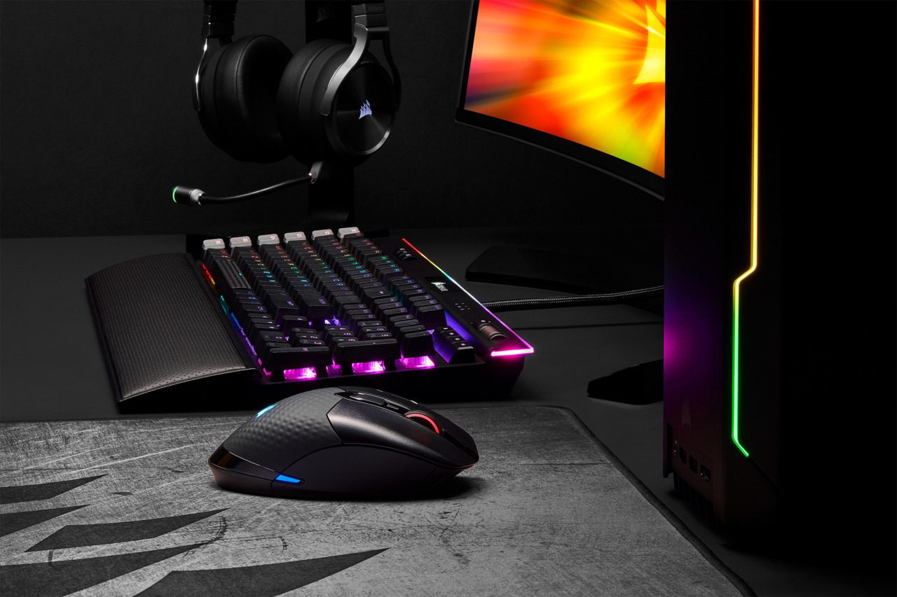 Corsair Dark Core Pro review - The customizable, wireless, RBG gaming mouse
