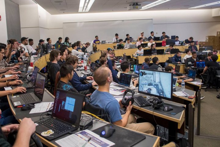 University of Michigan starts esports program - Upcomer