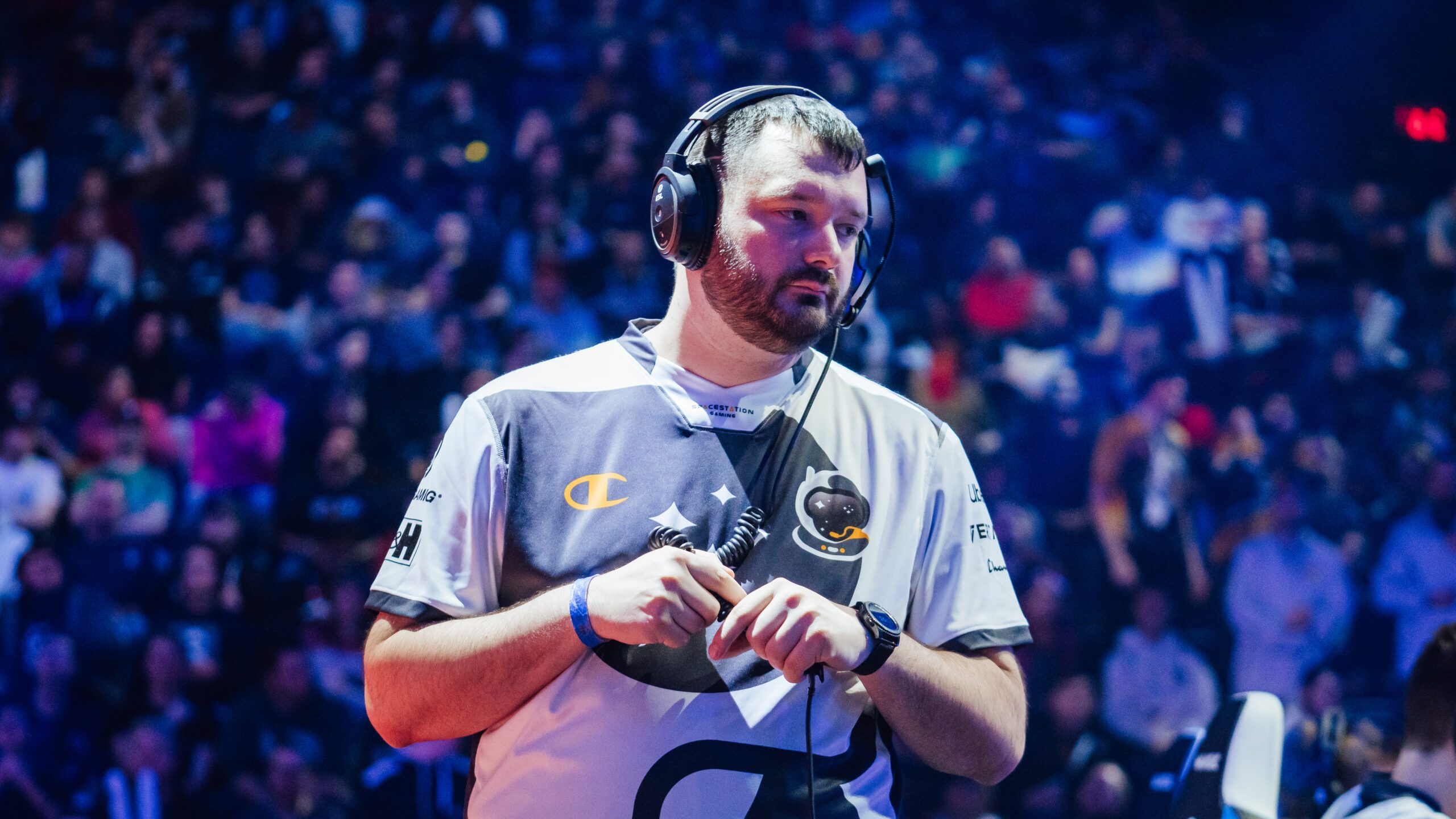 From Navy to Siege, Lycan's life revolves around family